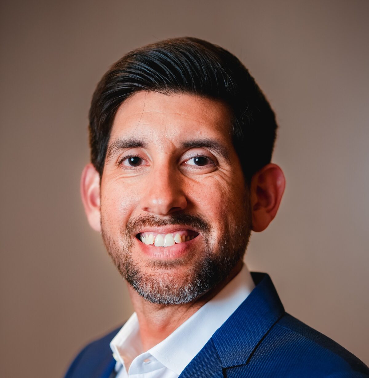 How Our Service Centers Enhance Client Satisfaction in California